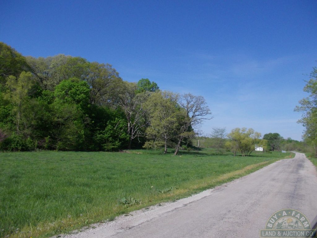 road frontage 1 2 mile - Buy A Farm Land and Auction Company